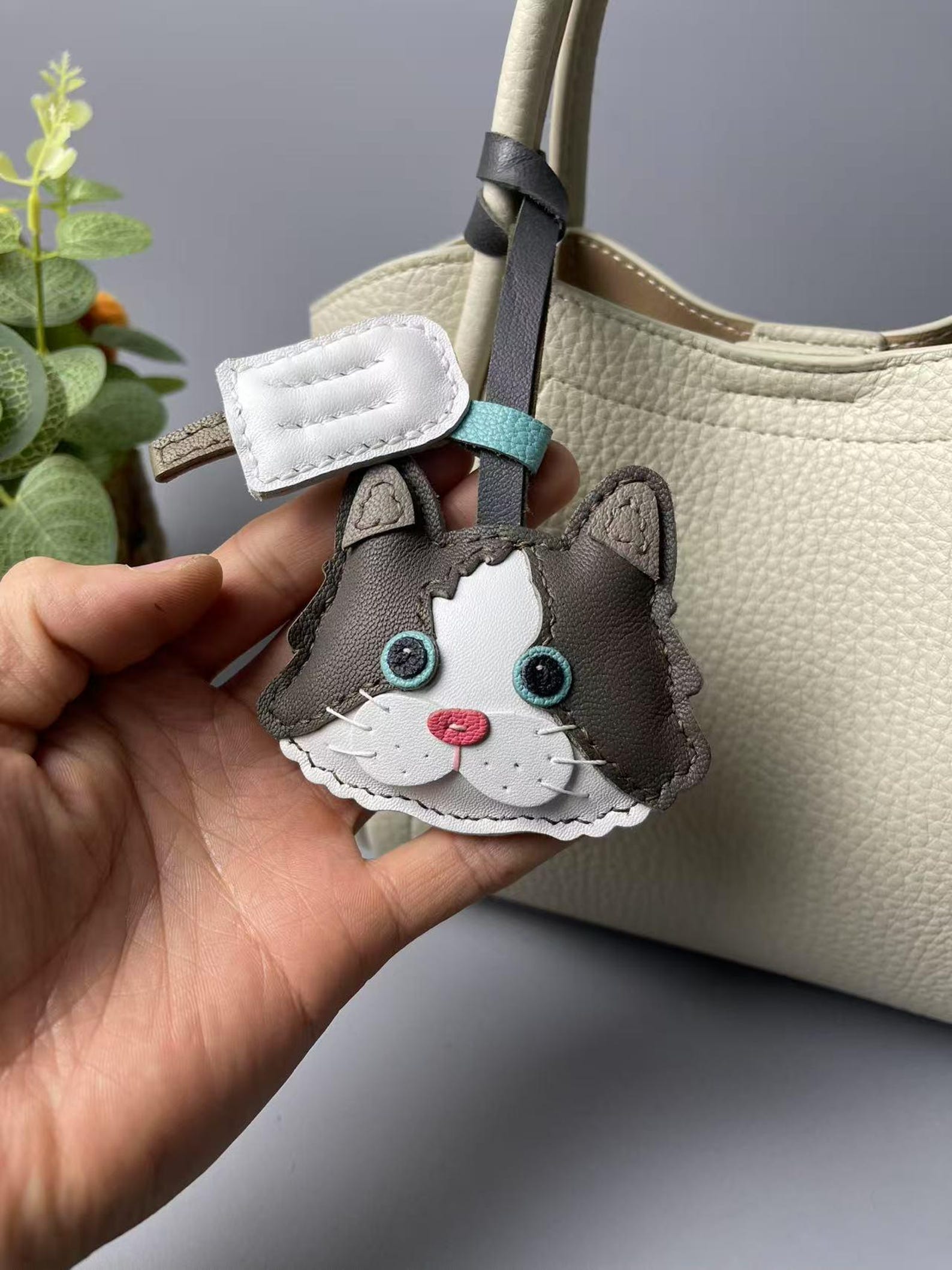 Custom Leather Cat Keychain Charm: Personalized Pet Memorial Gift - Etsy