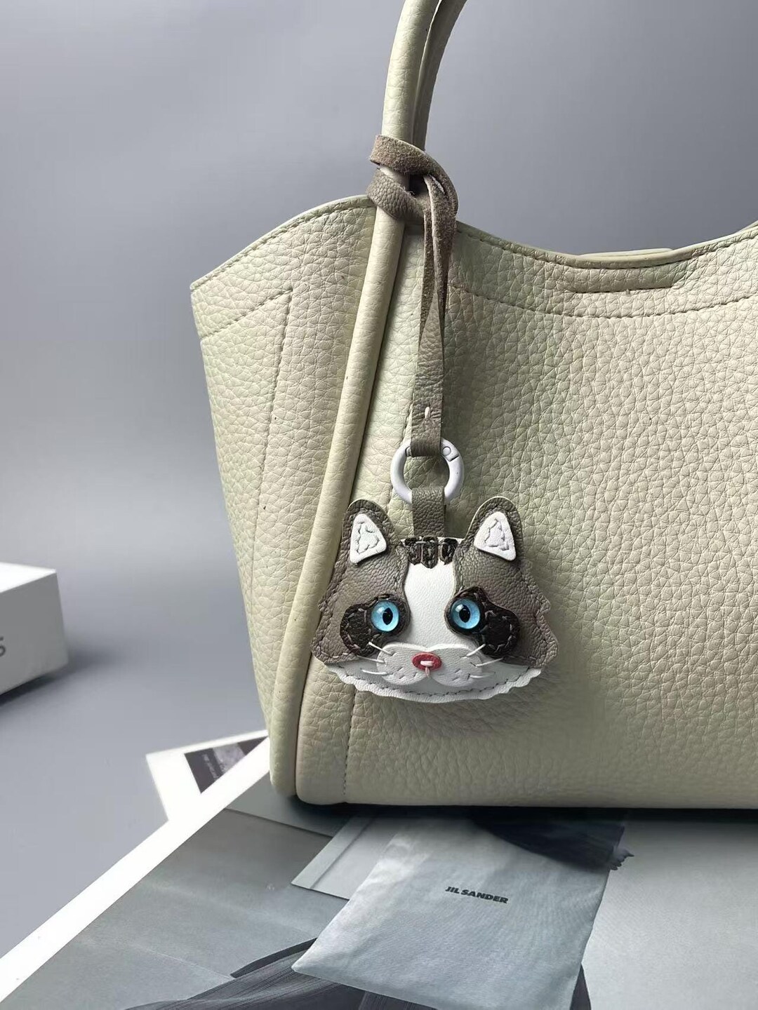 Personalized Leather Cat Keychain: Custom Pet Bag Charm - Etsy