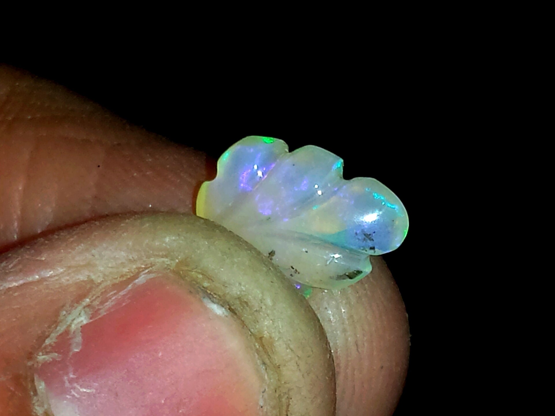 Super Quality Opal 1 ct carving 100% Natural Ethiopian Opal shape AAA ...
