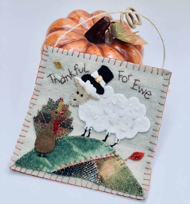 Wool Applique' Pin Cushion (5x5" Square) or Small Wallhanging Kit (5.5 ...