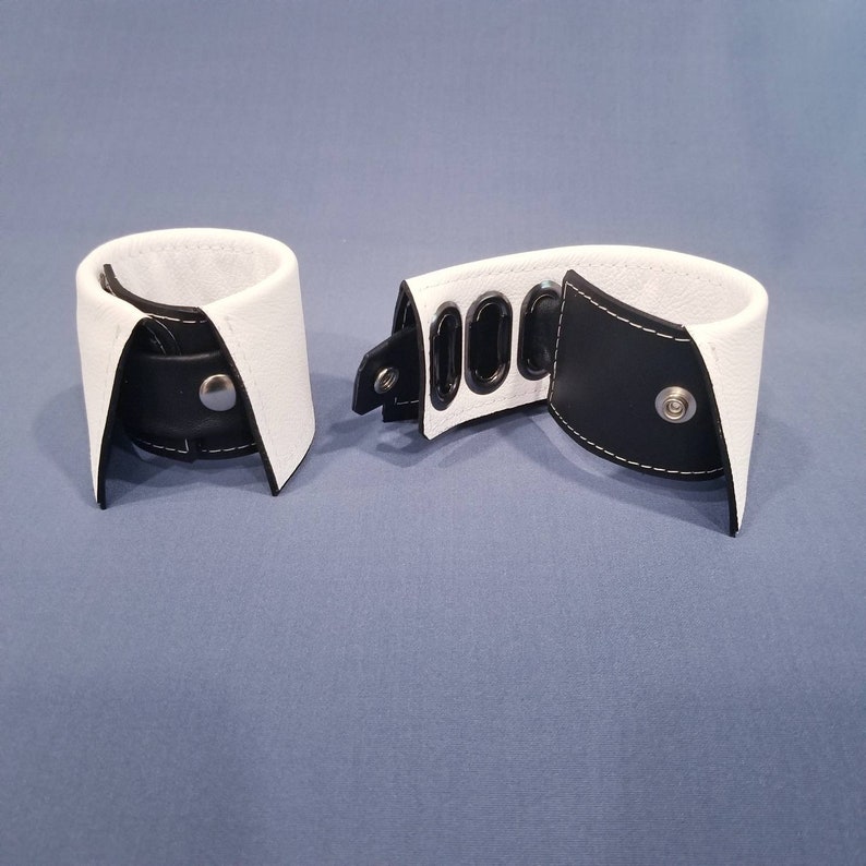 Formal Set Collar & Cuffs by Deviant Leather | Etsy