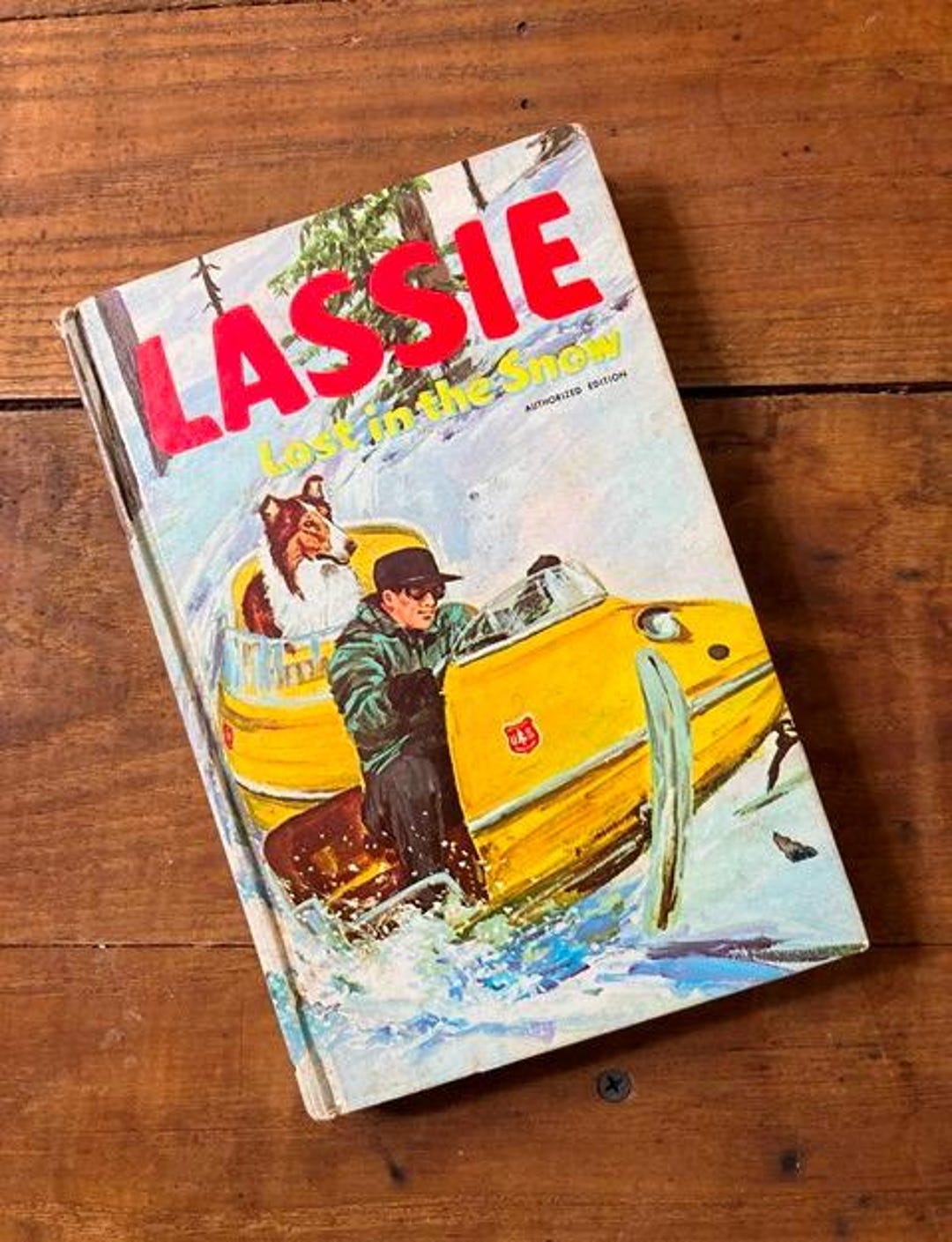 Lassie Lost in the Snow by Steve Frazee Illustrated by Larry Harris ...