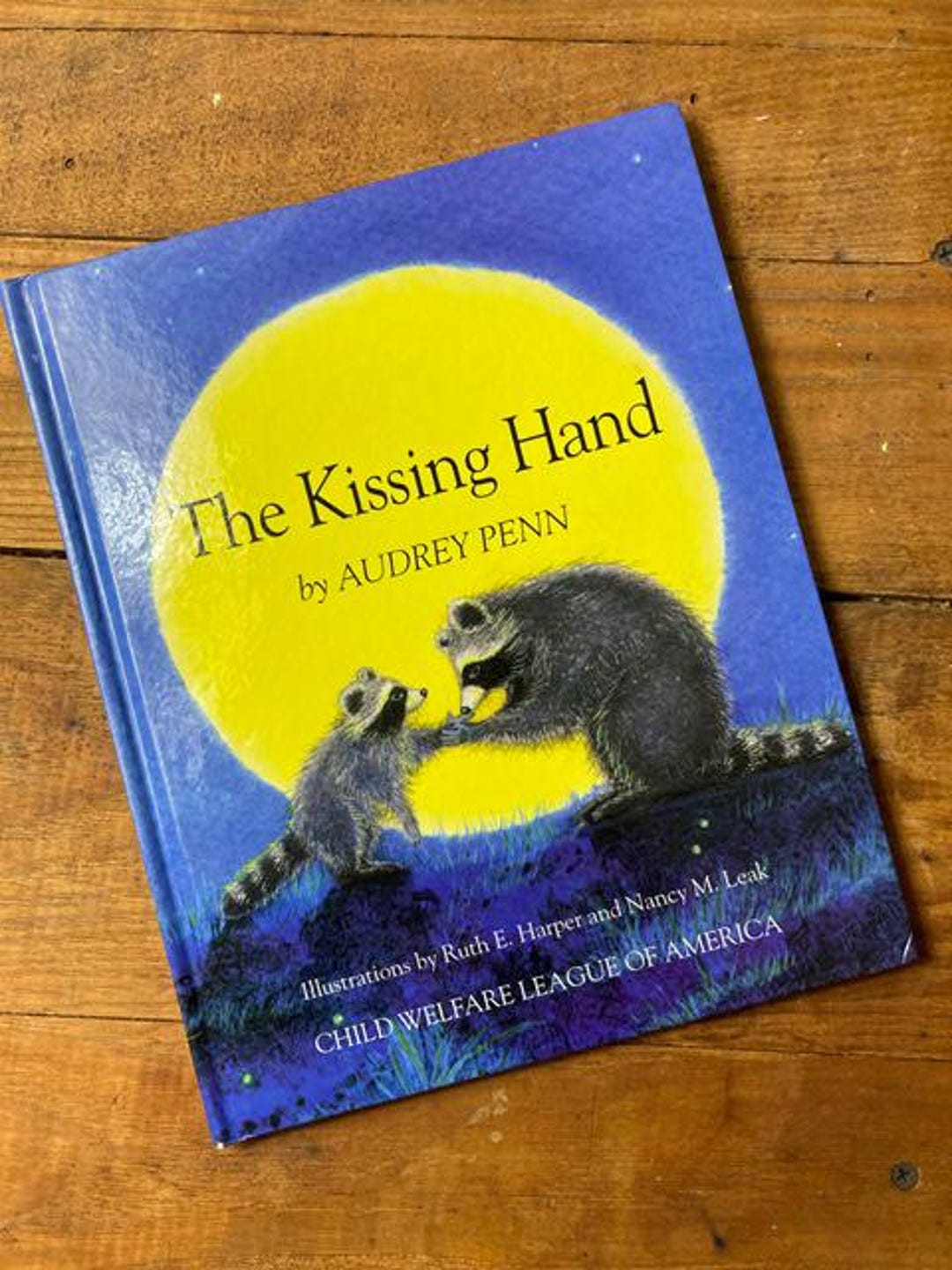 The Kissing Hand by Audrey Penn Children's Picture Book Hardcover - Etsy