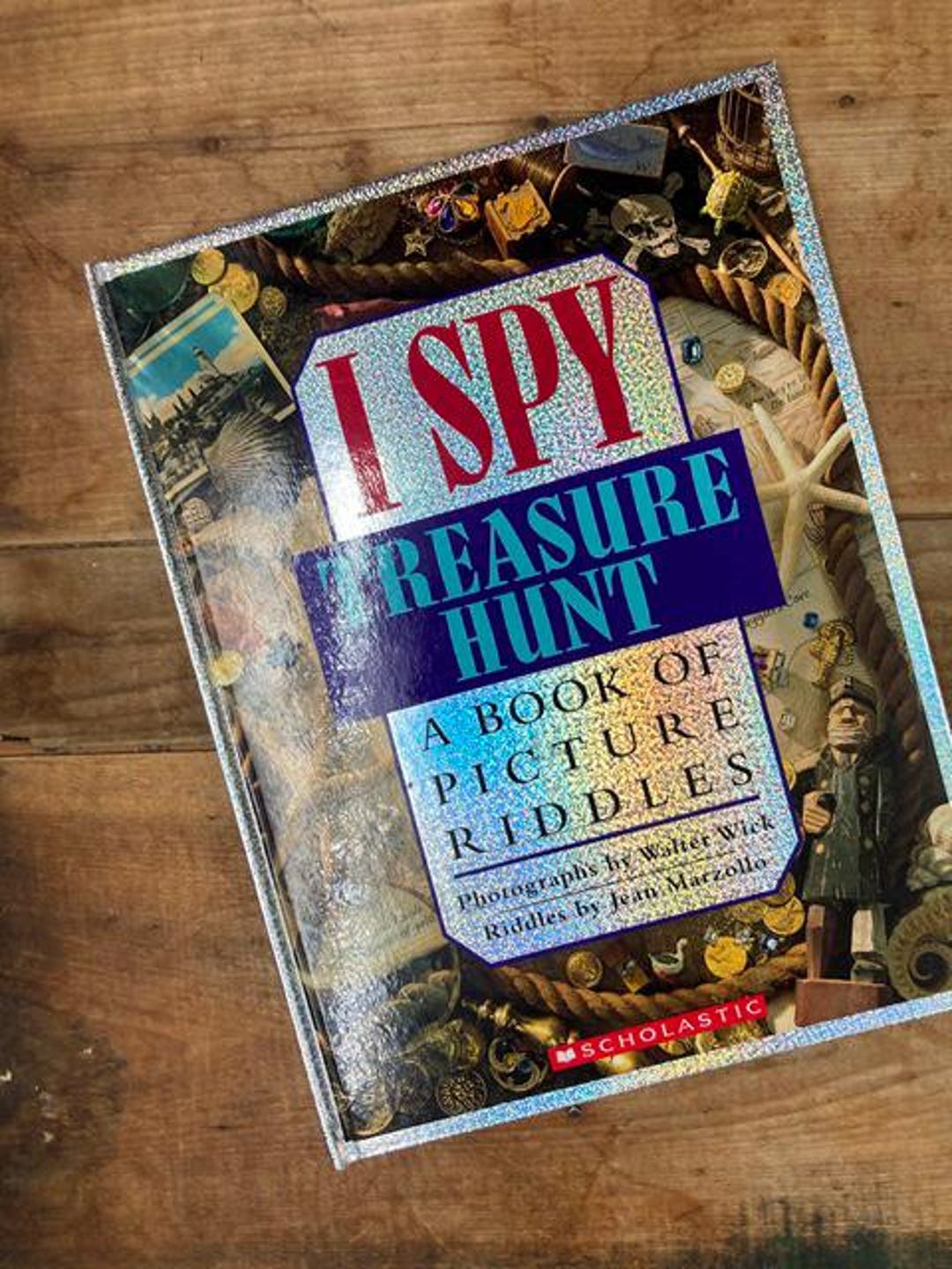 I Spy Treasure Hunt A Book of Picture Riddles Scholastic Photographs by ...