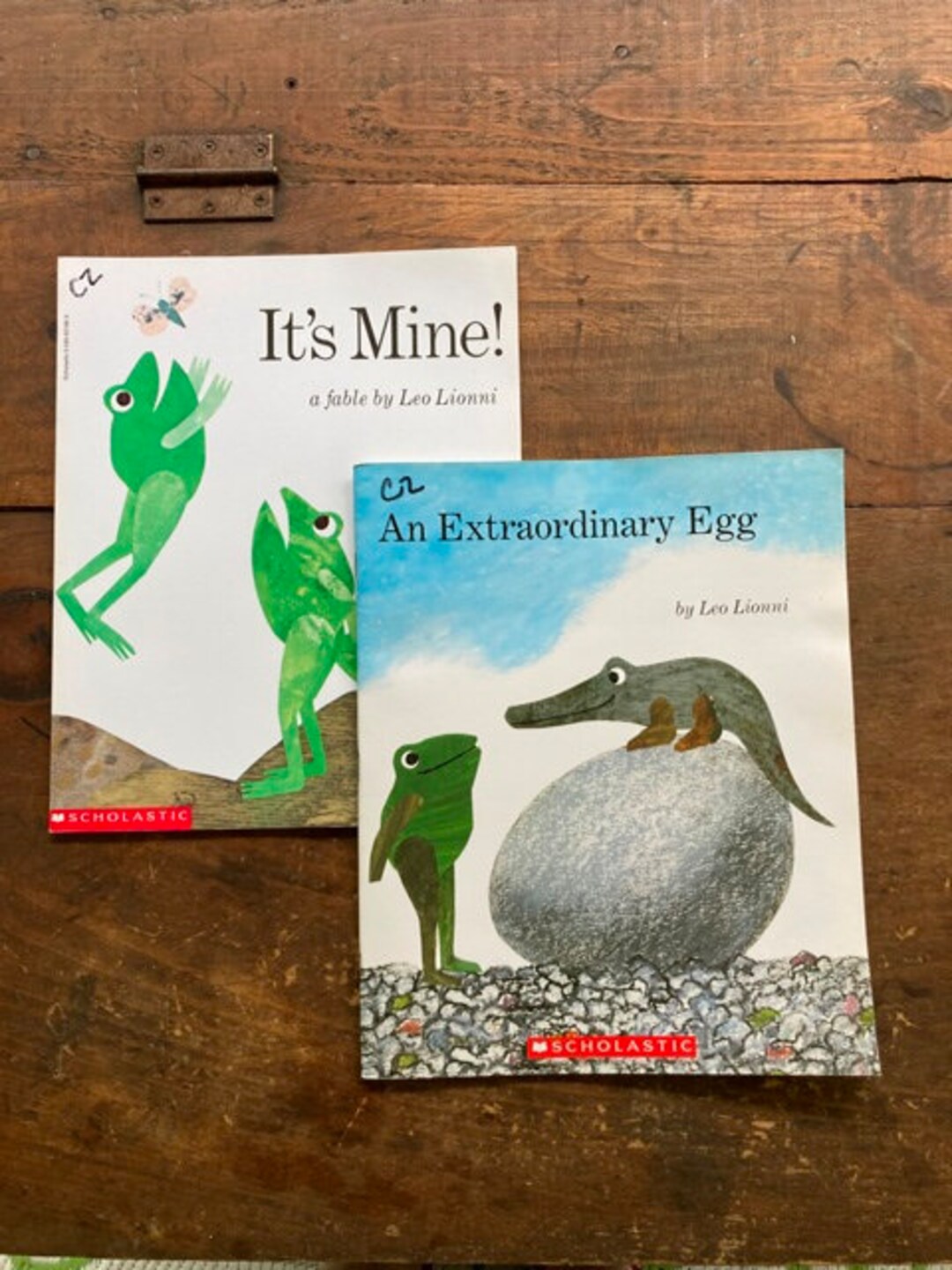 An Extraordinary Egg & It's Mine by Leo Lionni Caldecott Winning ...