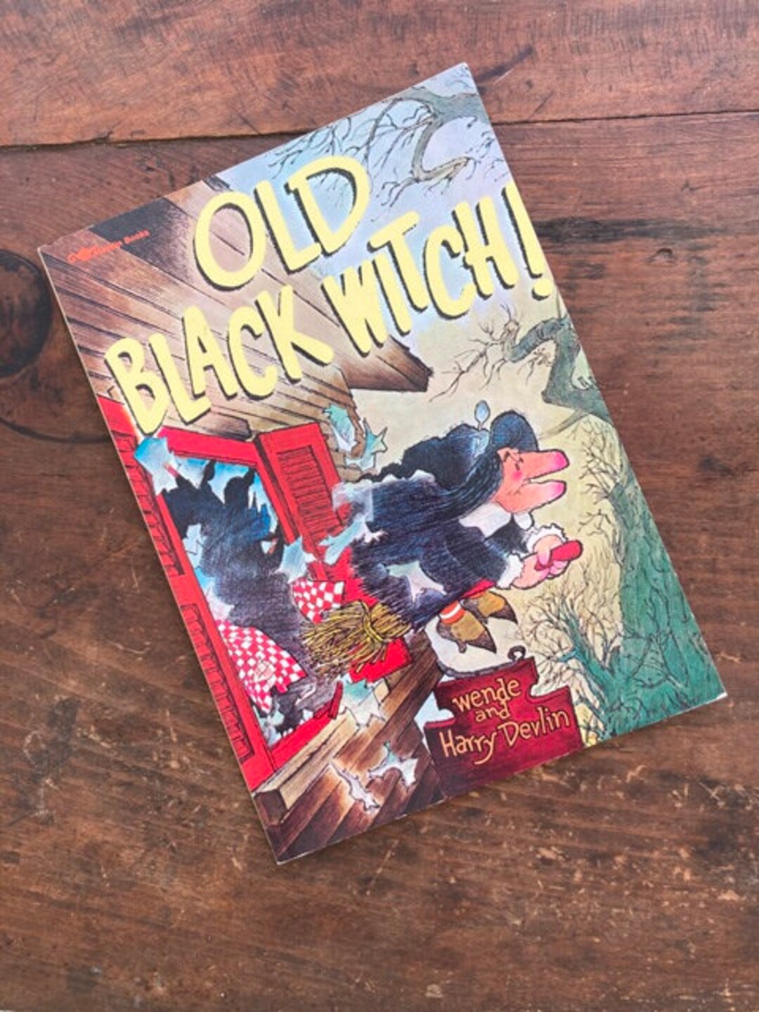 Old Black Witch by Wende and Harry Devlin Paperback 1992 Edition Funny ...