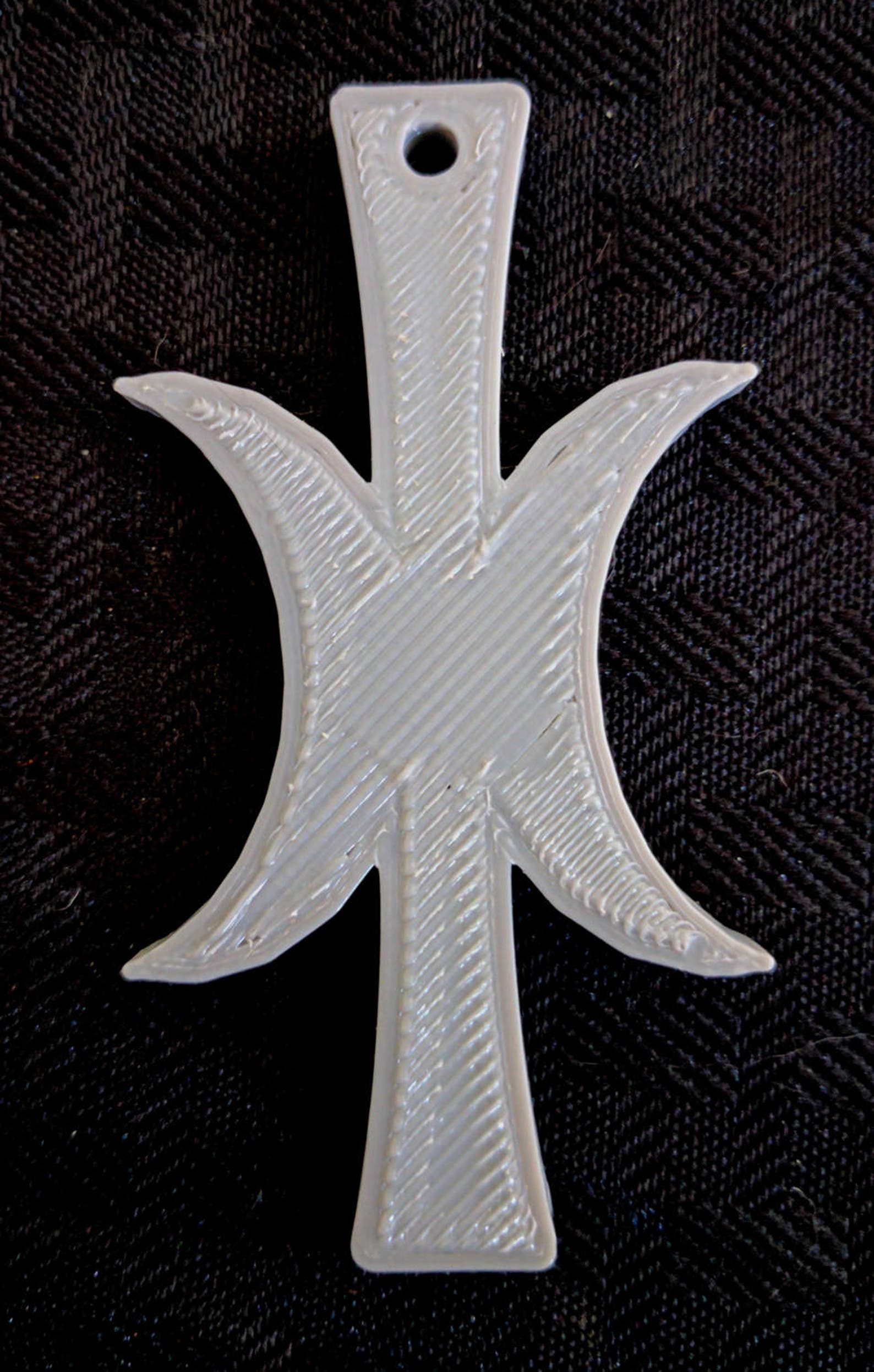 Hand of Eris Amulet Discordianism Principia Discordia - Etsy