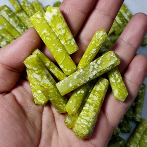 500 Grams Beautiful Green Color Idocrase Points 75 Pieces - Etsy