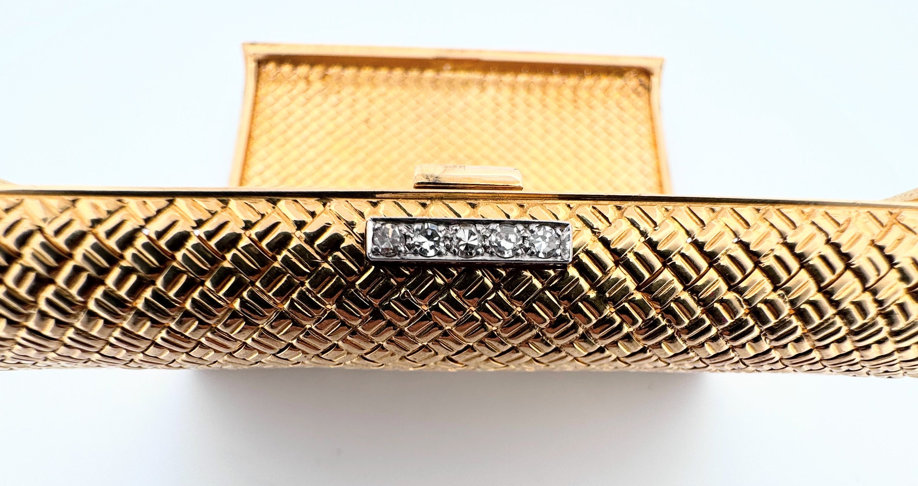 Van Cleef & Arpels NY 18K Vintage Yellow Gold and White Diamond Case ...