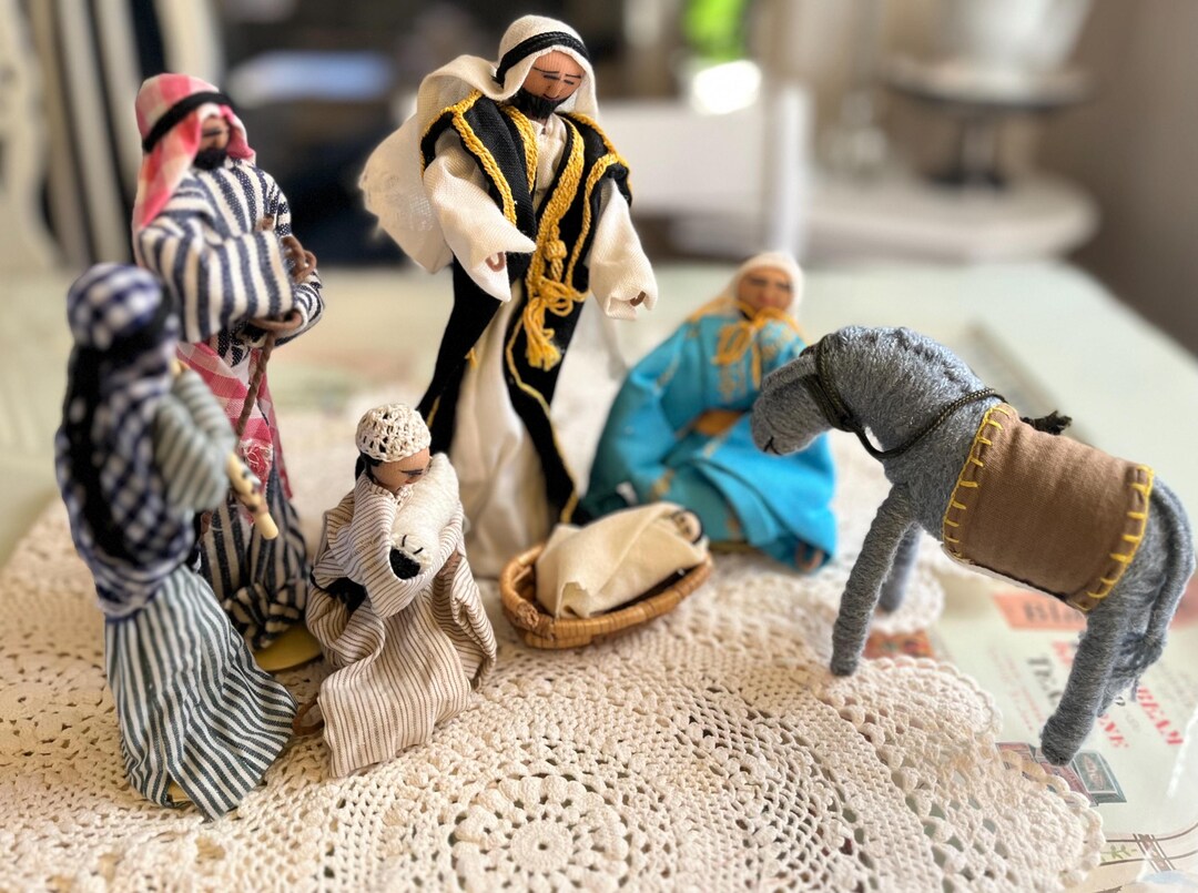 7 Piece Nativity Set From Jericho-jordan - Etsy