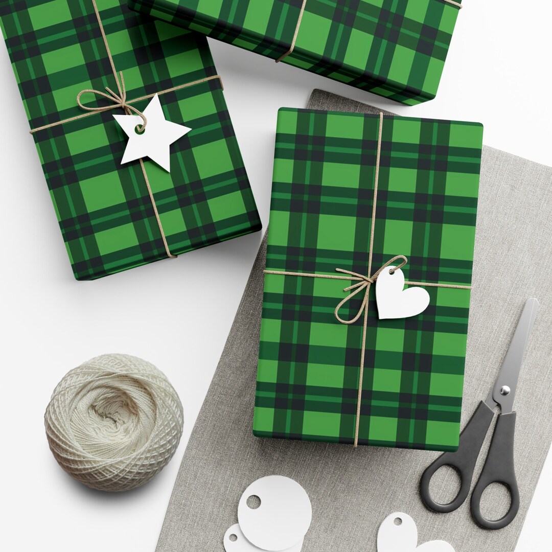 Wrapping Paper Green Plaid Wrapping Paper Festive Gift Wrap Holiday ...