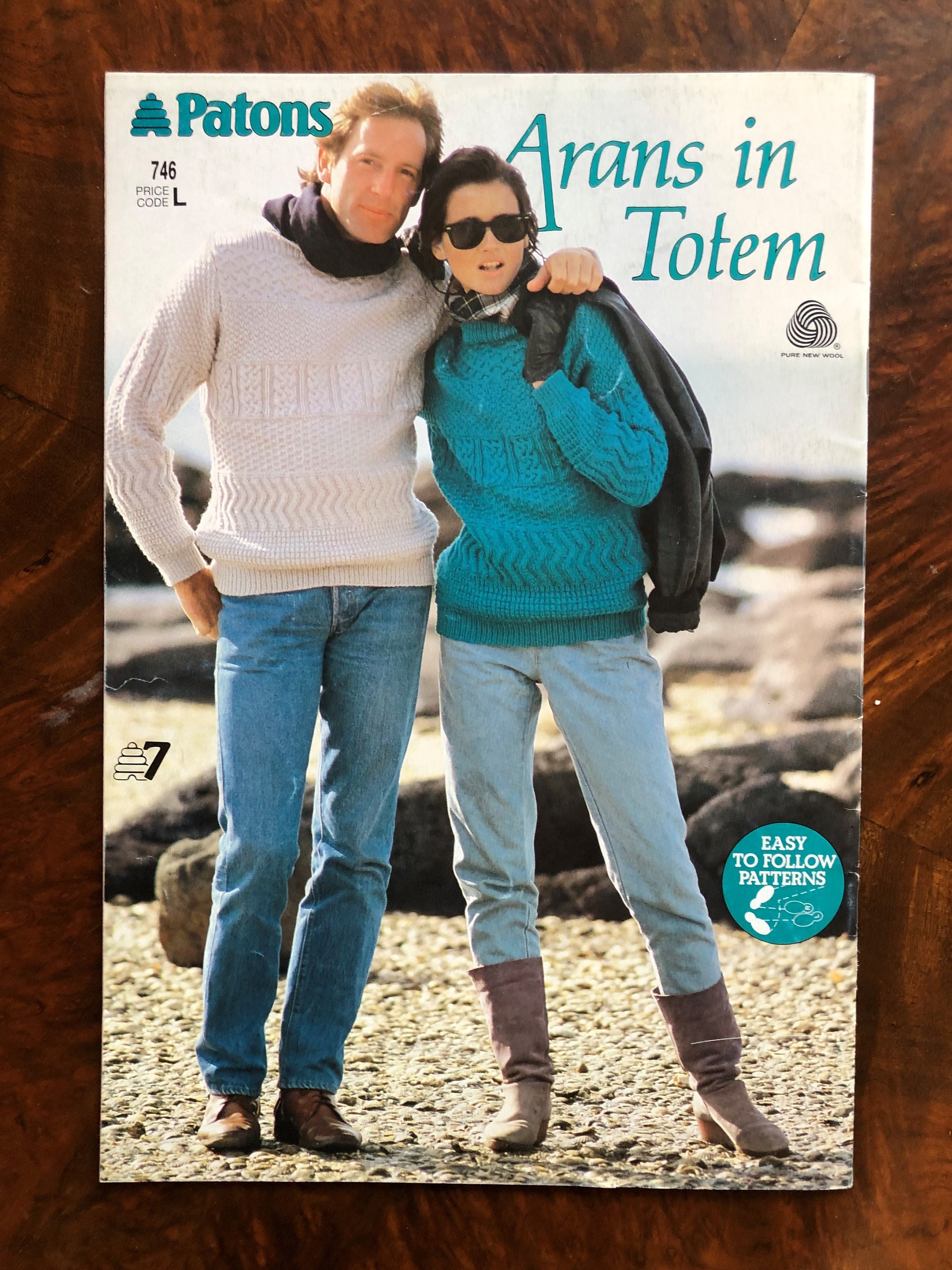 Patons Arans in Totem Knitting Pattern Booklet 746, Vintage Jumpers and ...