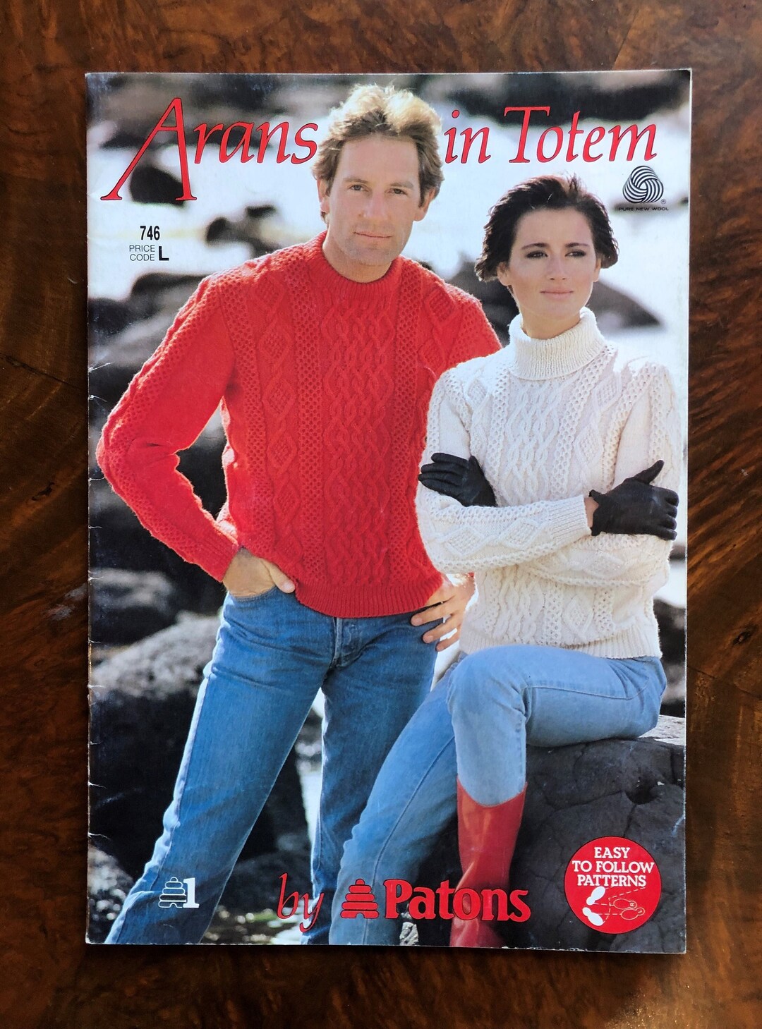Patons Arans in Totem Knitting Pattern Booklet 746, Vintage Jumpers and ...