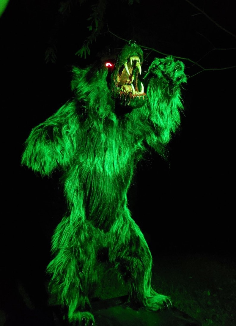 Full Size Standing Werewolf Prop With Glowing LED Eyes - Etsy
