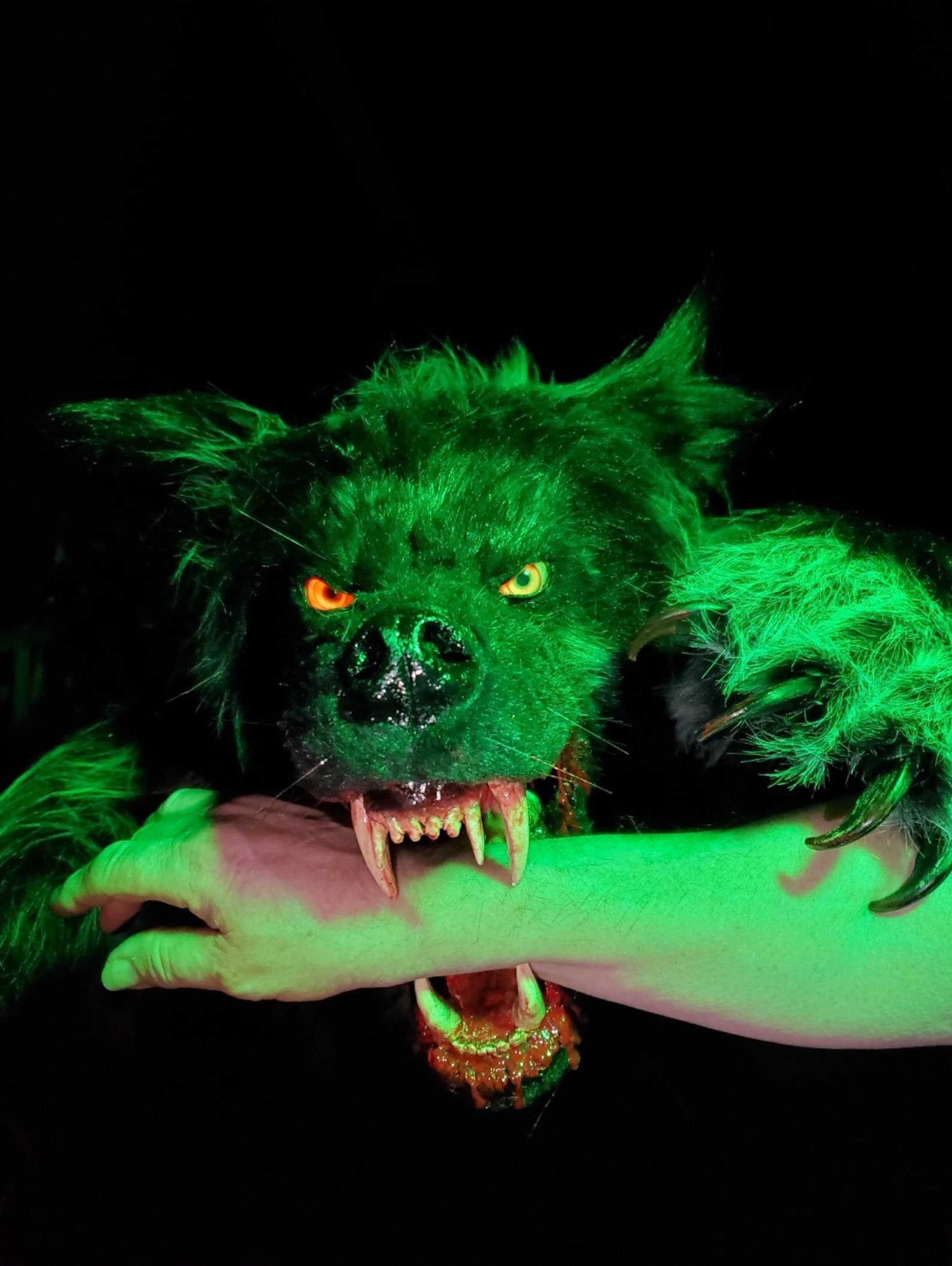 Full Size Standing Werewolf Prop With Glowing LED Eyes - Etsy