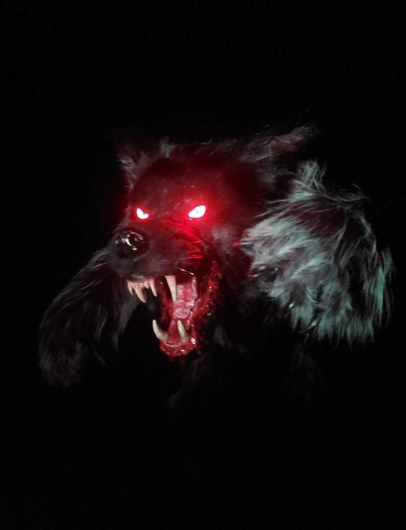 Full Size Standing Werewolf Prop With Glowing LED Eyes - Etsy