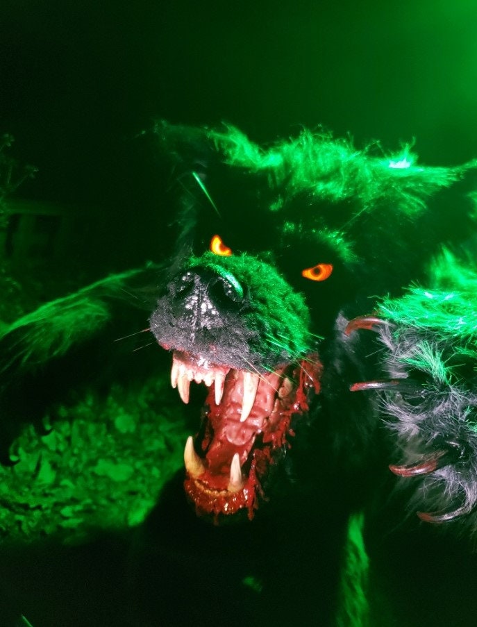 Full Size Standing Werewolf Prop With Glowing LED Eyes - Etsy