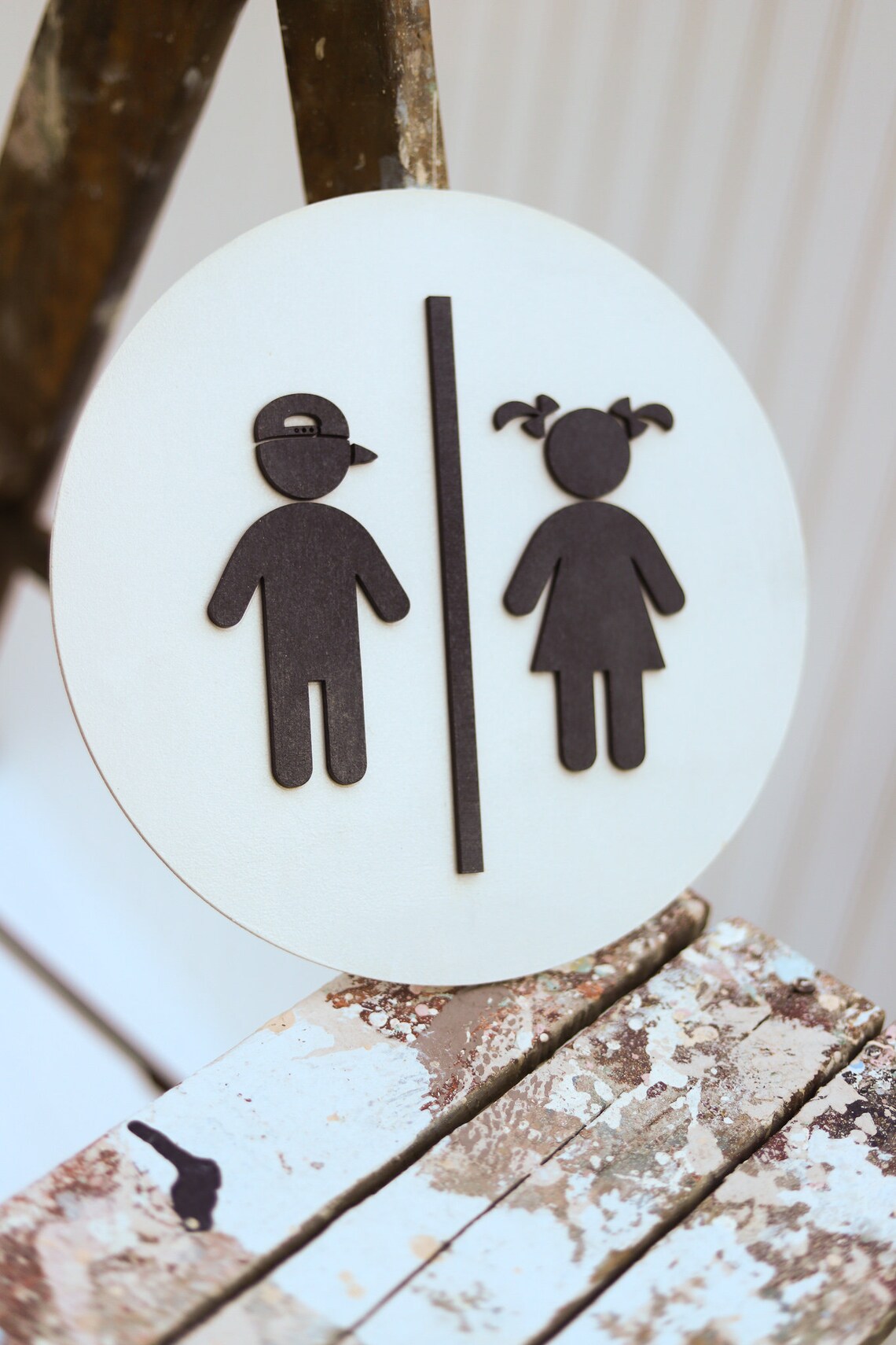 Kids Bathroom Sign Boy & Girl Bathroom Sign Round Bathroom - Etsy