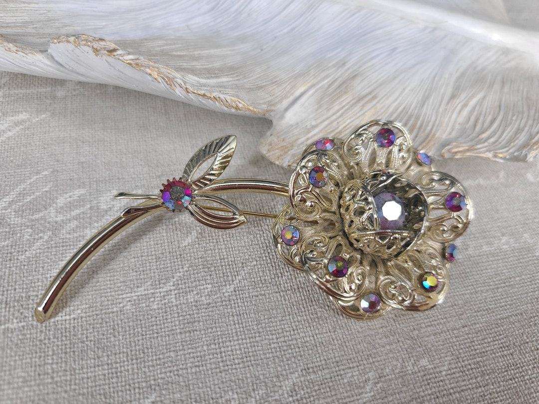 Sarah Coventry Filigree Long Stem Flower Brooch Purple Aurora Borealis ...