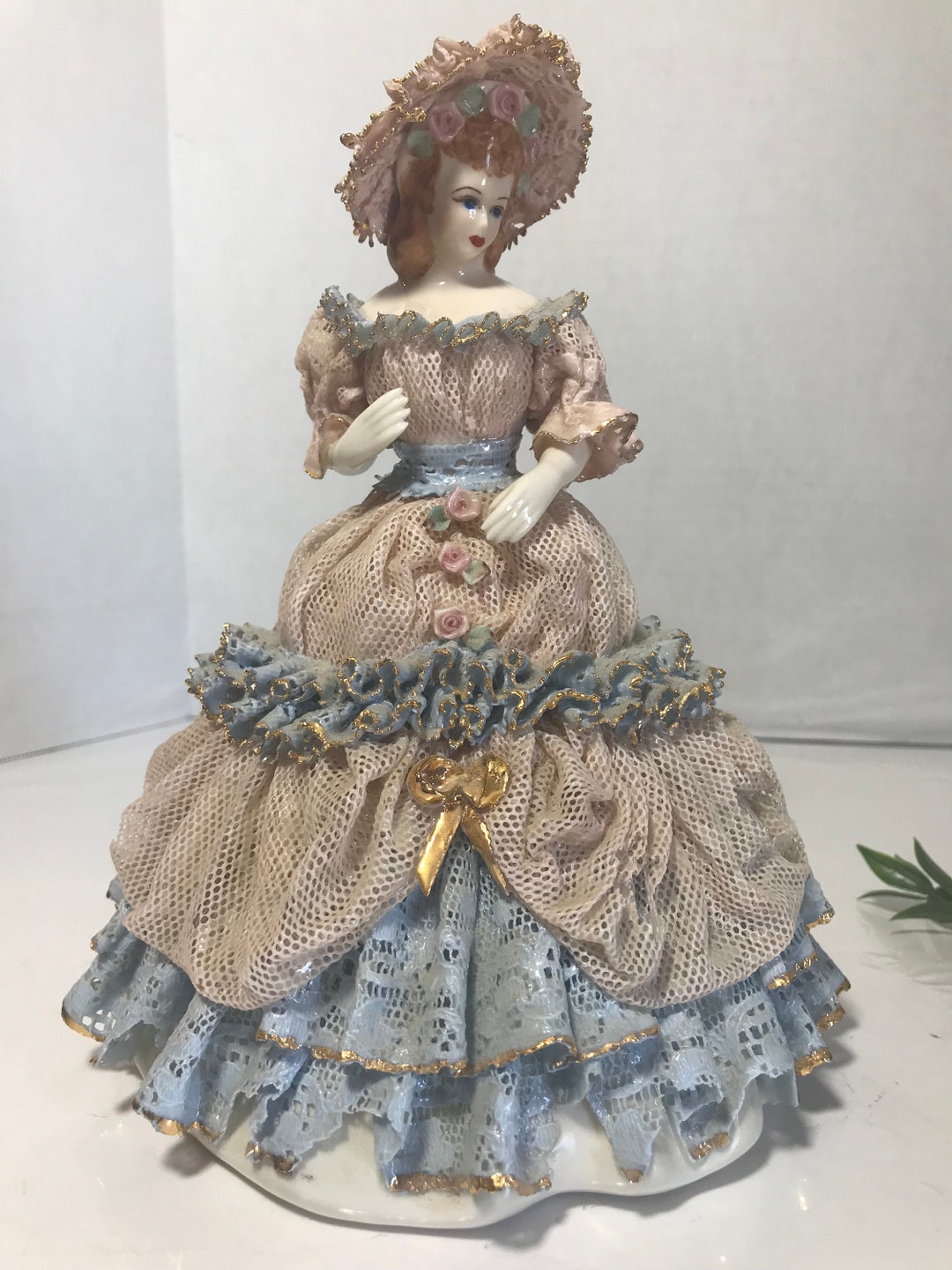 Vintage 1950s Heirlooms of Tomorrow Porcelain Figurine, Vtg 50s Ornate ...