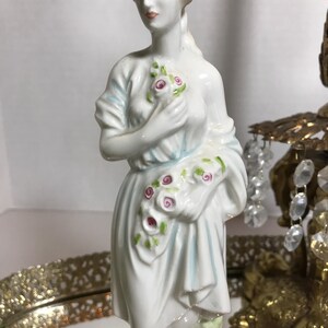 Vintage Lady in White Dress Statue, Vintage Romantic Lady in White ...