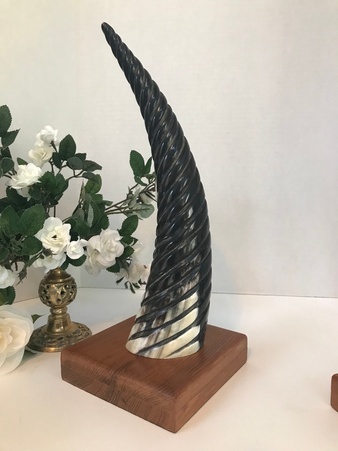 Vintage Horn Sculpture, 14.5" Horn Statue, Horn Decor, Horn Bookend ...