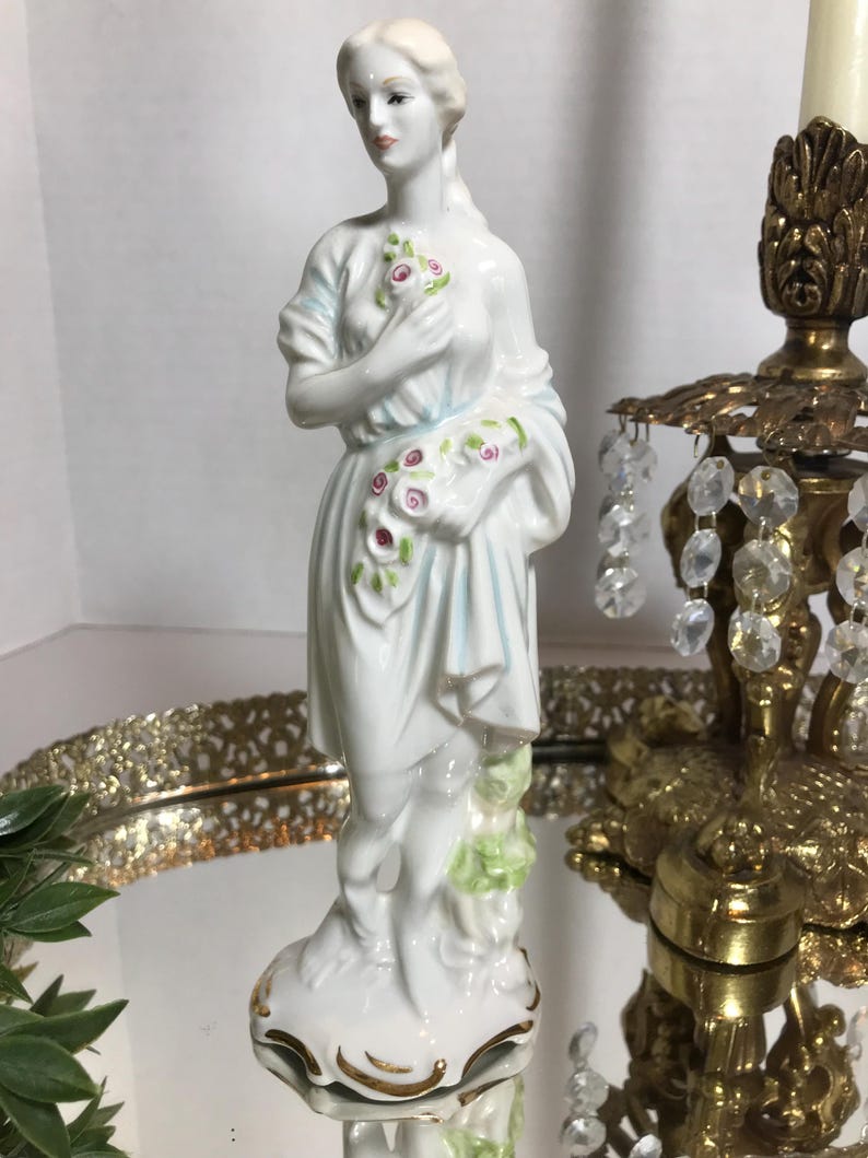 Vintage Lady in White Dress Statue, Vintage Romantic Lady in White ...