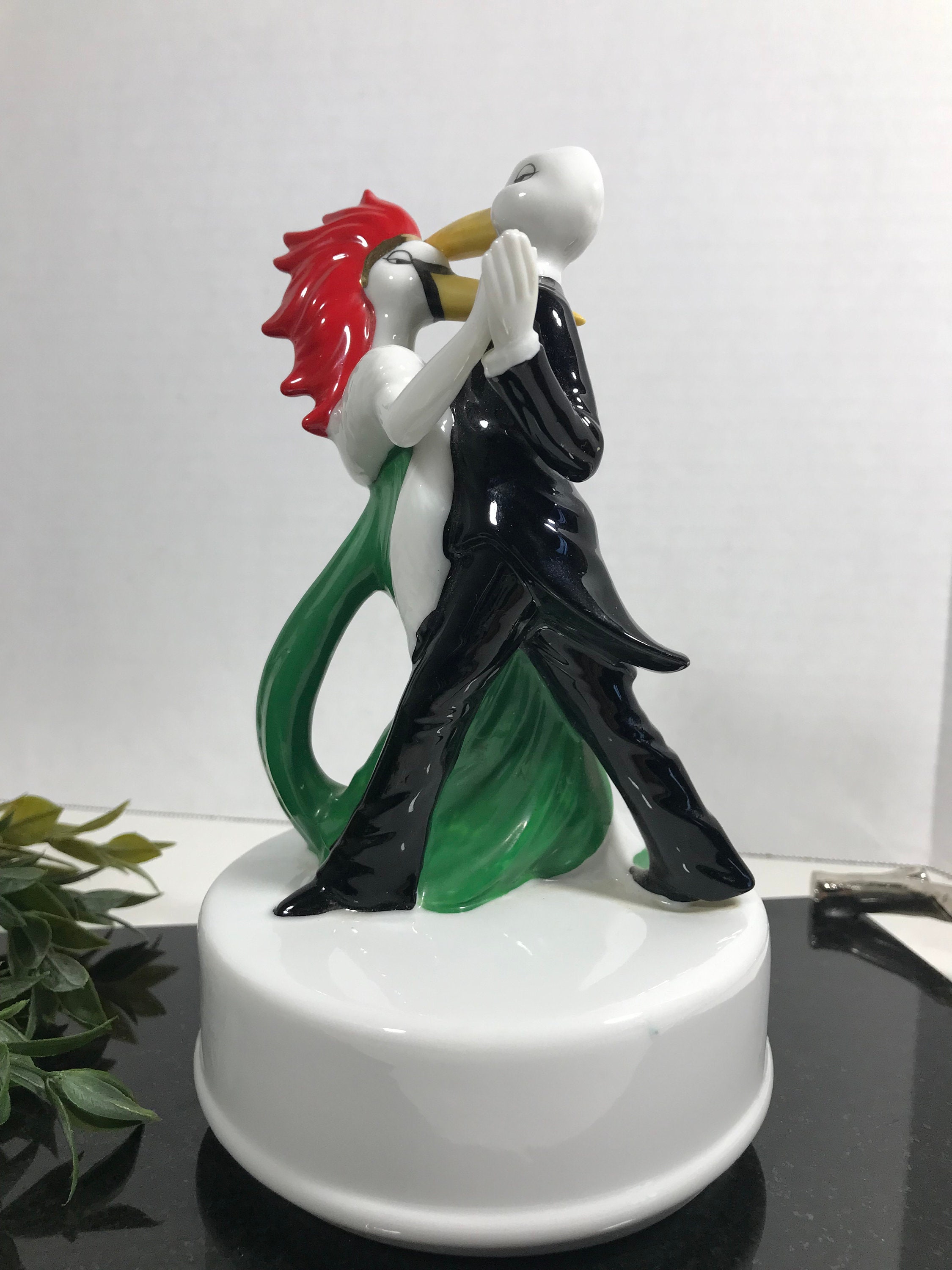 Vintage Dancing Birds Statue, Vintage Ballroom Dancing Bird Figurine ...