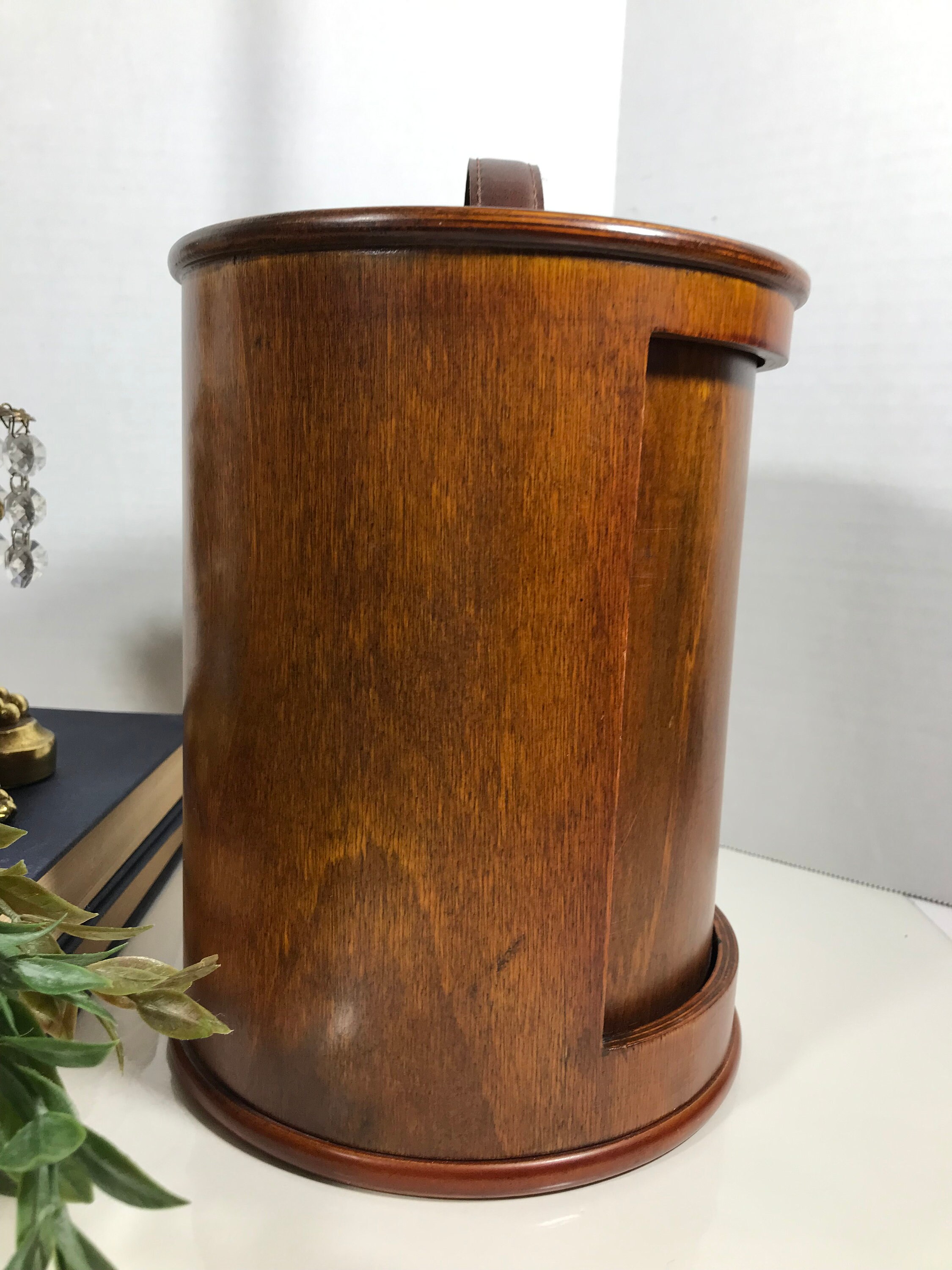 Vintage Rum Wood Box, Wood Pyrat Rum Round Wooden Case, Pyrat Rum ...