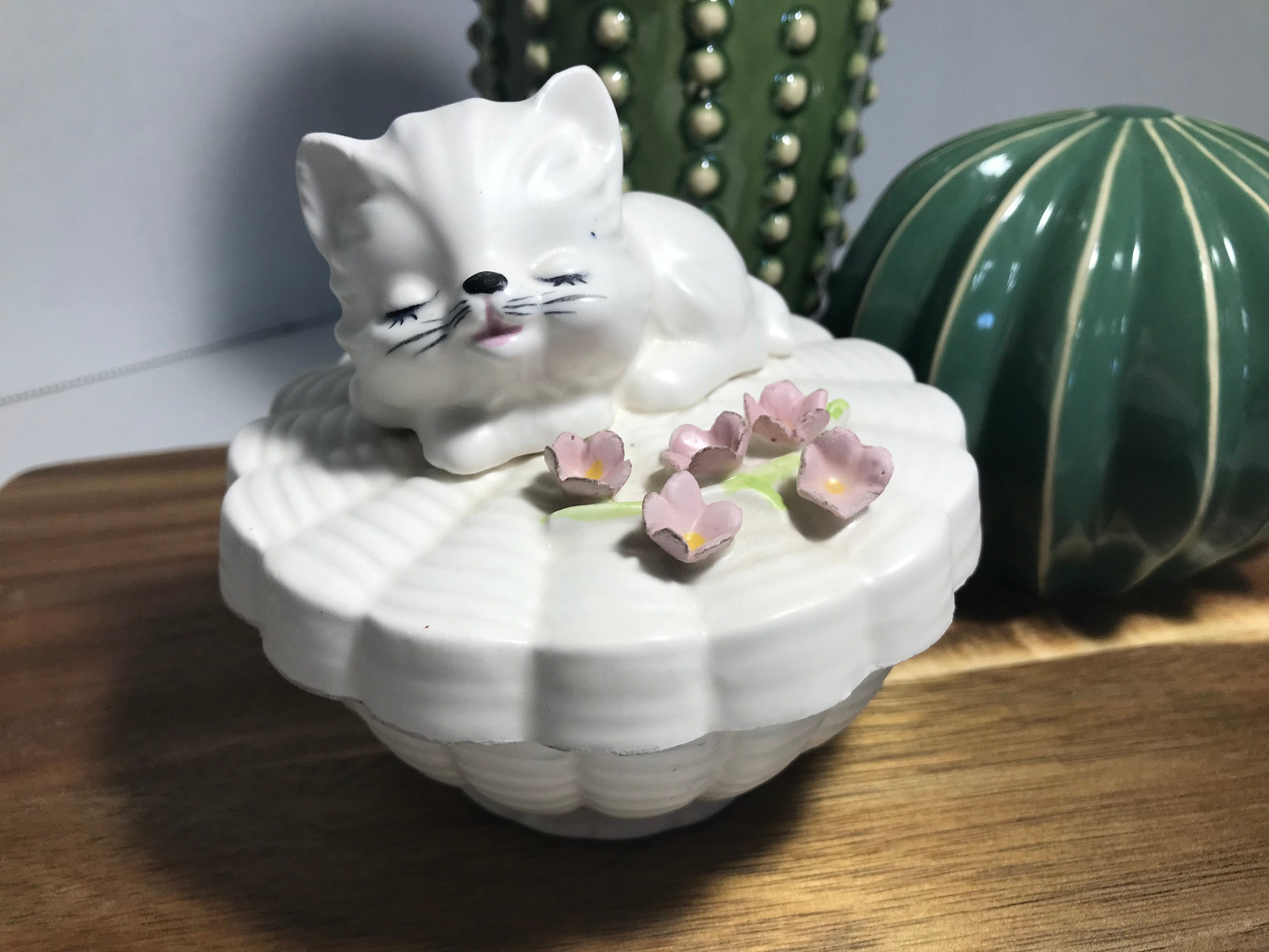 Vintage Lefton White Porcelain Cat/kitty Trinket Box With Lid - Etsy