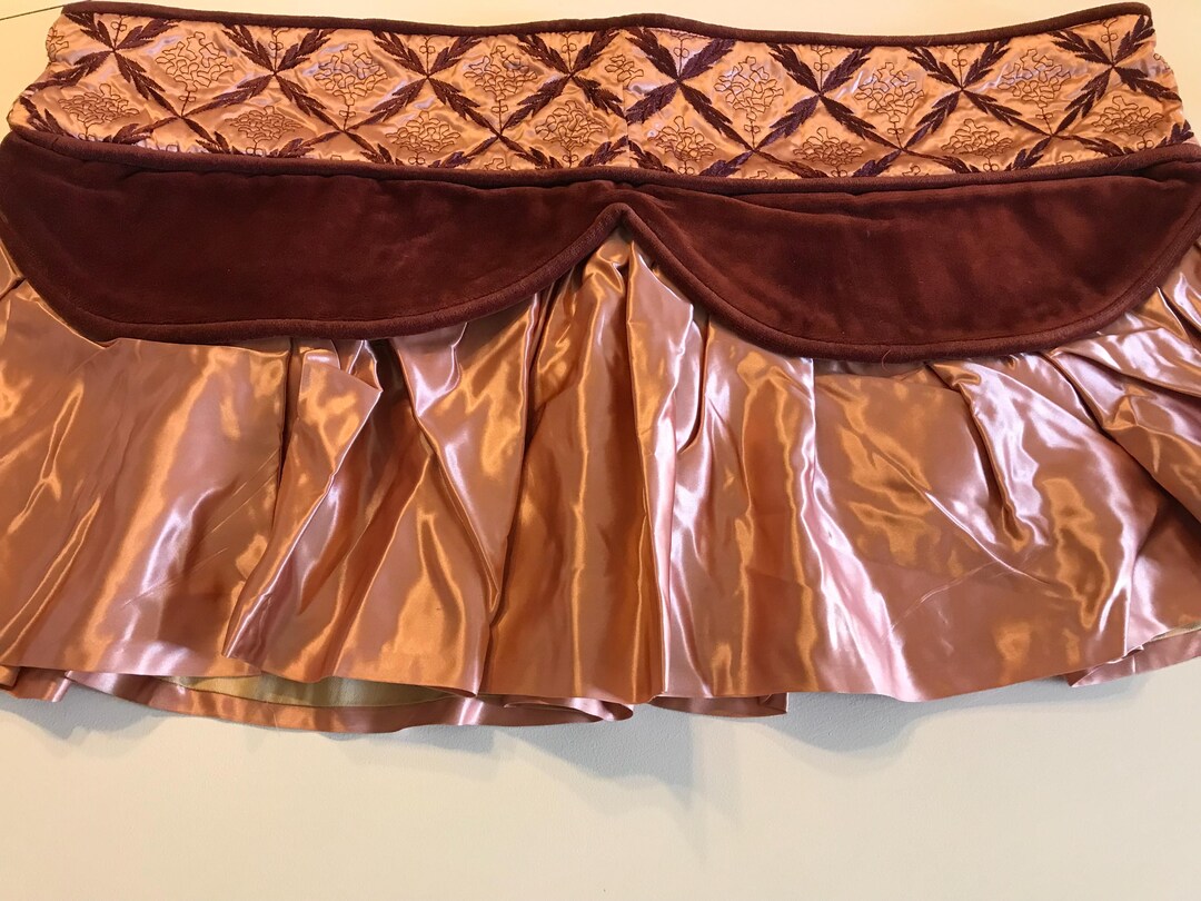 Vintage Hollywood Regency Pink Satin and Velvet Window Drapery Valance ...