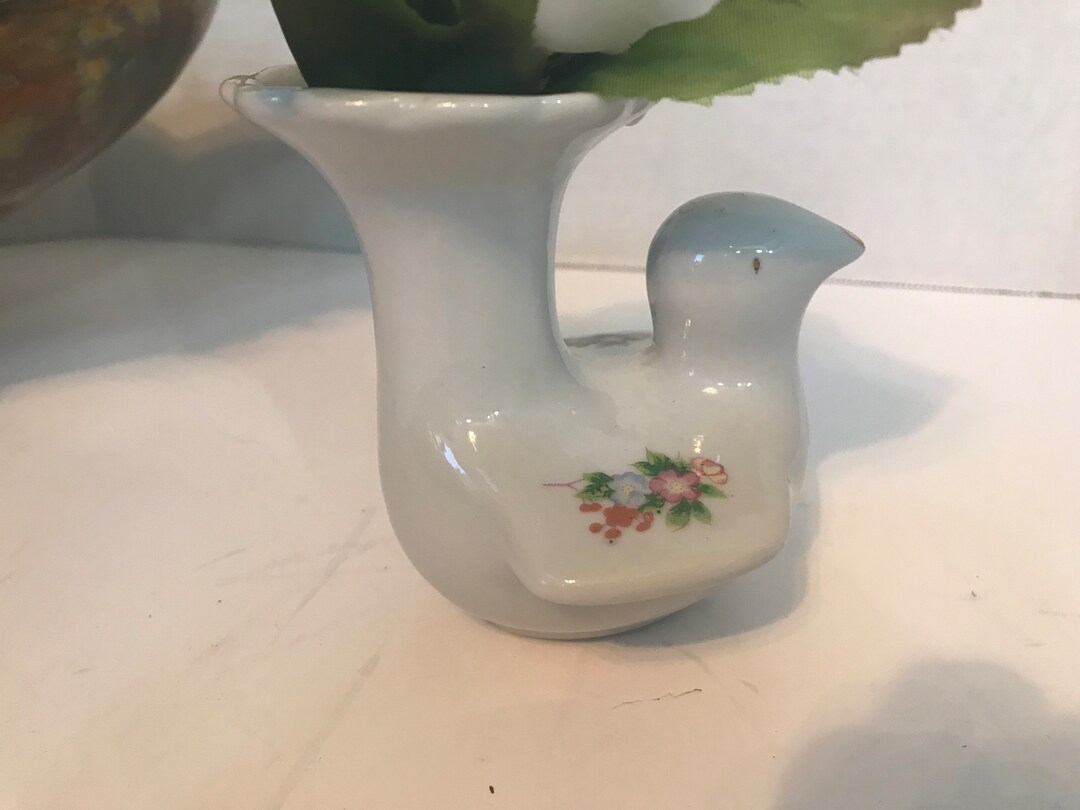 Vintage Ceramic Small Bird Vase, White Bud Base, White Bird Shaped Bud ...