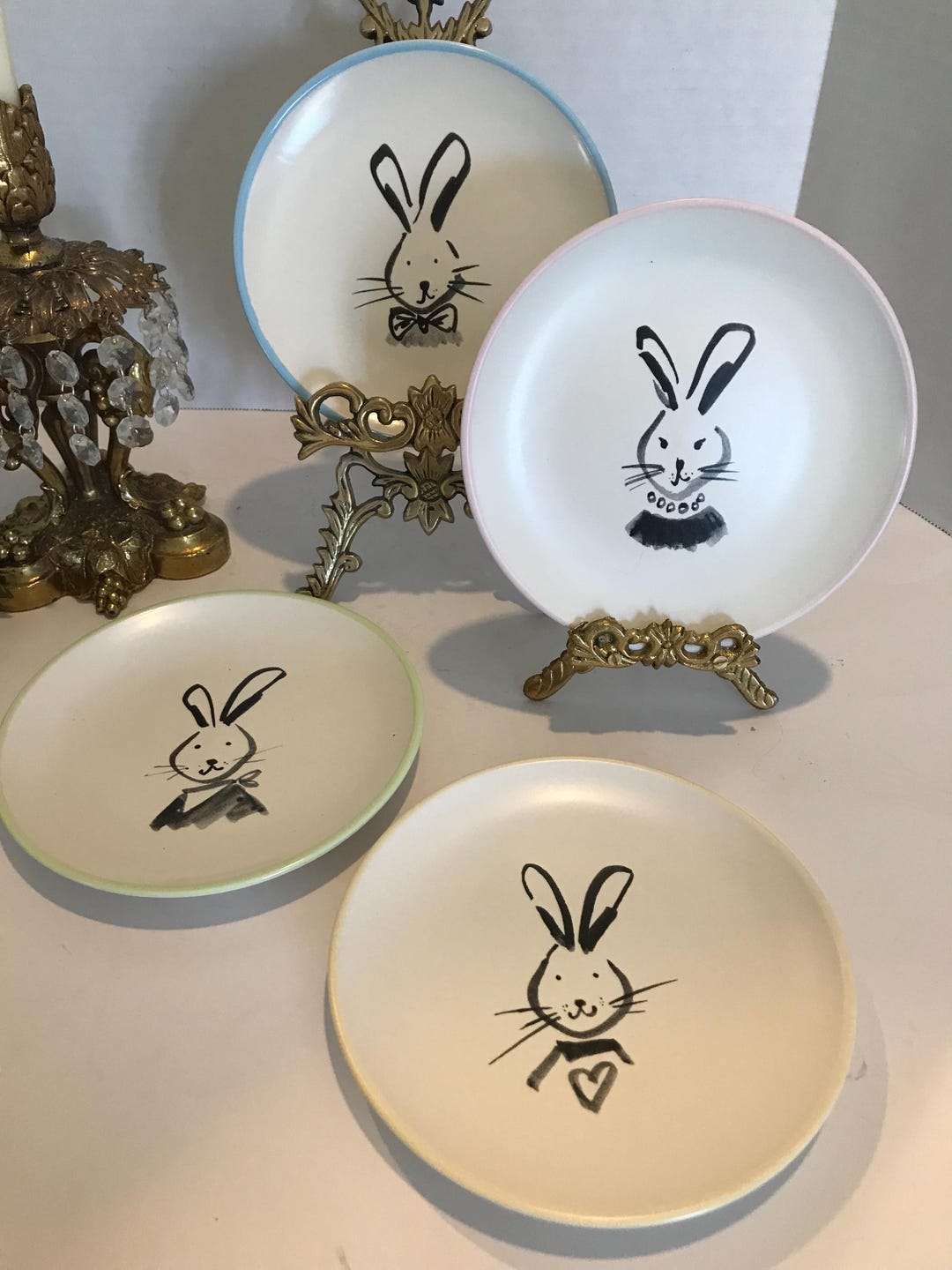 Bunny Plate Set of 4, Line Drawing Style Bunny Pastel Rimmed Plates ...