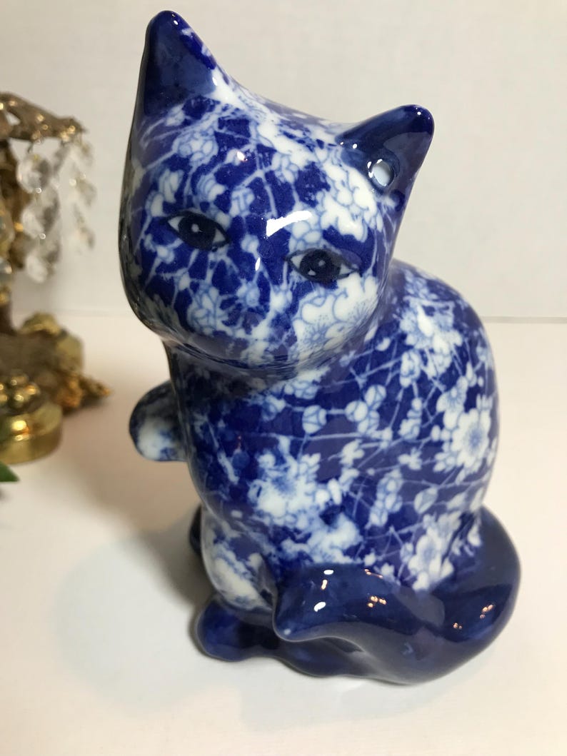 Vintage Staffordshire Style Cat Statue, English Style White and Blue ...