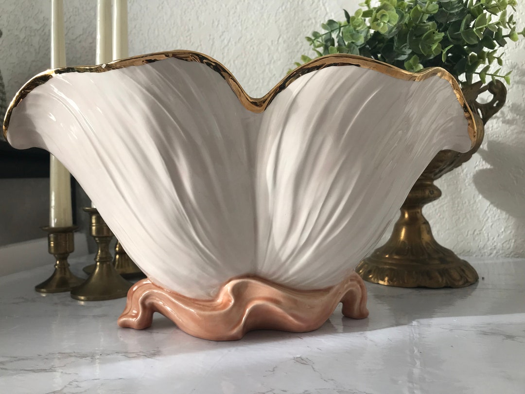 Vintage Art Deco Designed Large White Shell Shaped Bowl With Pink ...