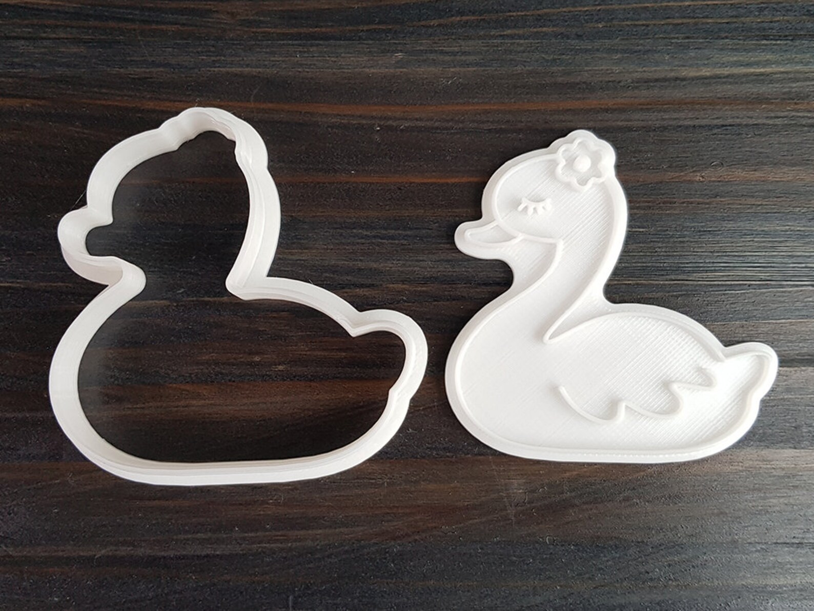 Swan Wearing Flower Cookie Cutter and Stamp - Etsy