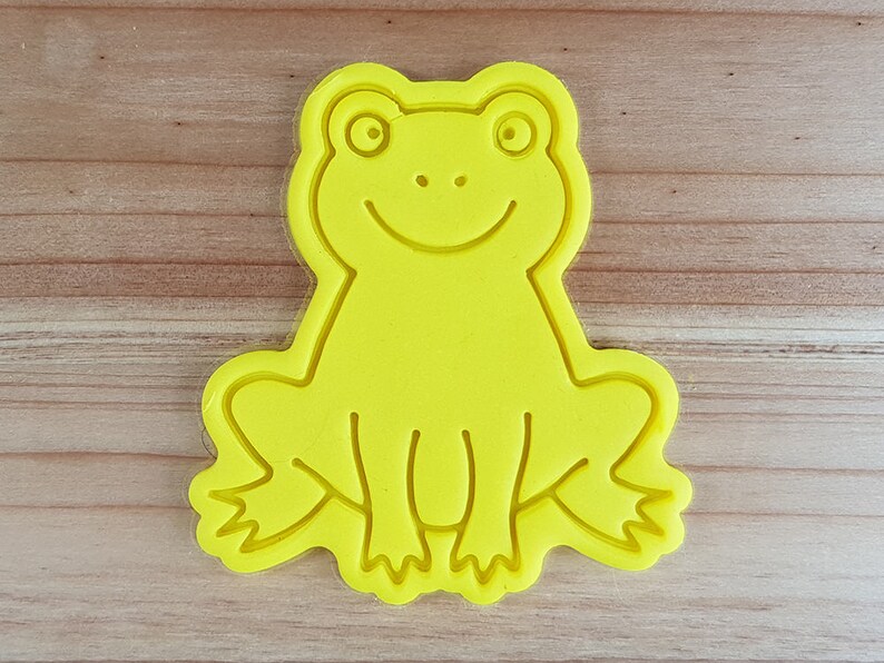 A Frog Cookie Cutter and Stamp - Etsy