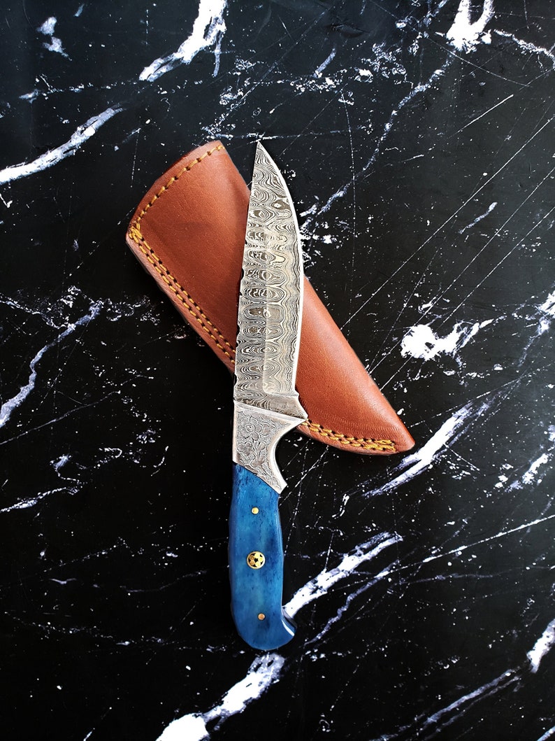 Damascus Steel EDC Knife With Engraved Bolster Ladder Pattern - Etsy