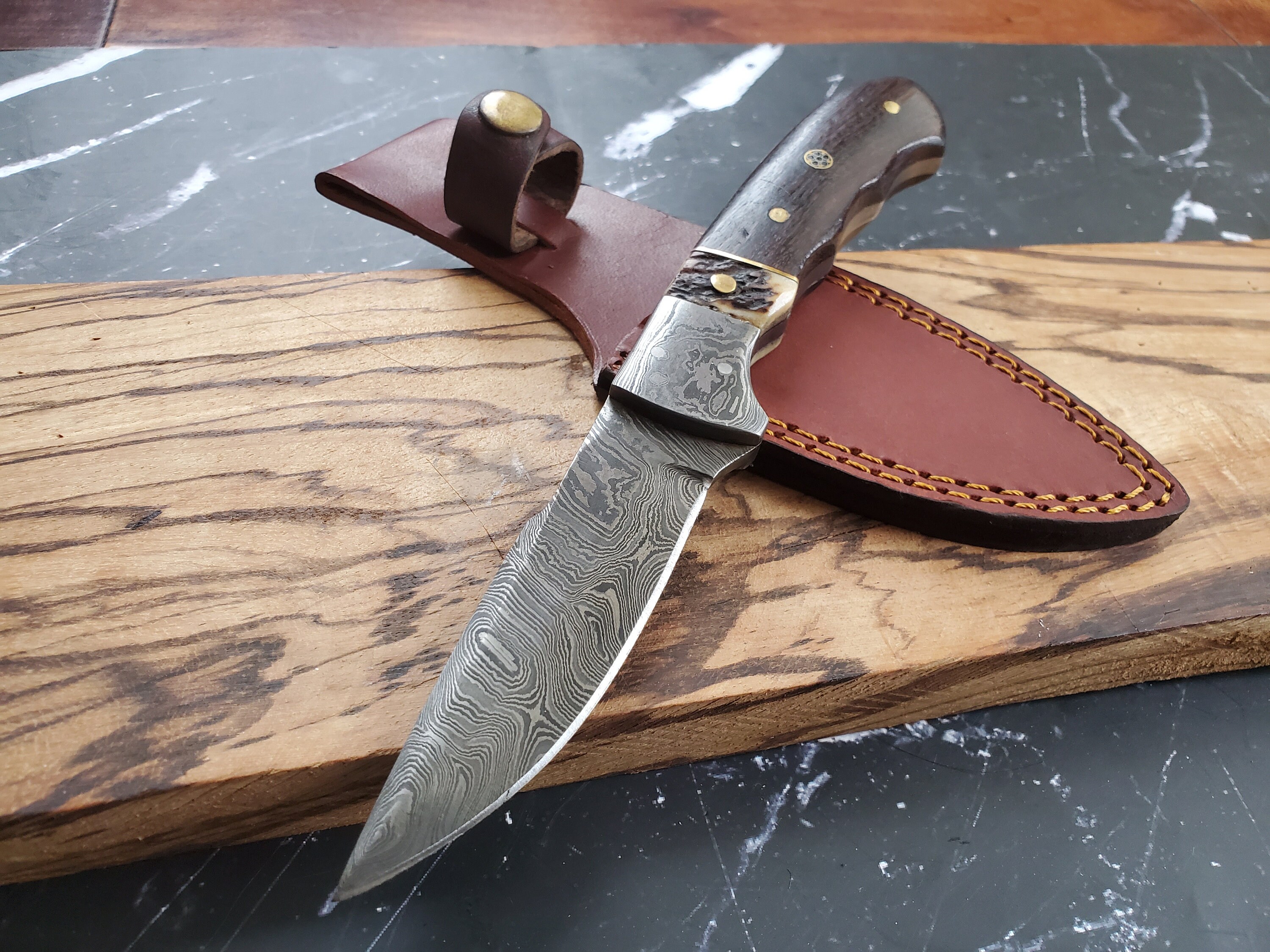 DAMASCUS KNIFE/ Titan/ Stag & Walnut Scales TD-159 - Etsy