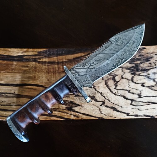 DAMASCUS KNIFE/ Titan/ Stag & Walnut Scales TD-159 | Etsy