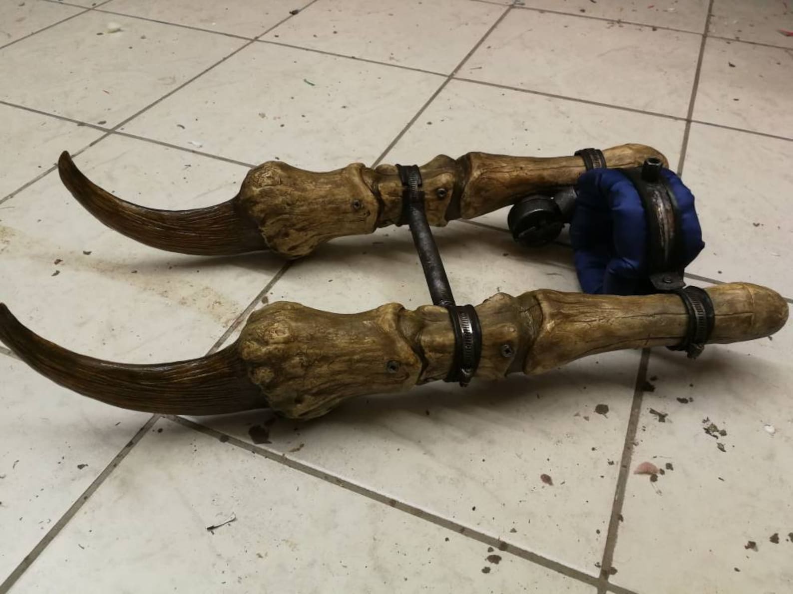 Deathclaw gauntlet | Etsy