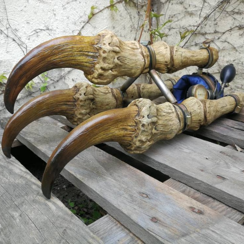 Claw Gauntlet - Etsy