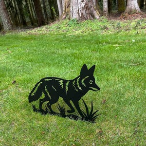 Metal Coyote Garden Stake: Backyard Art Silhouette - Etsy