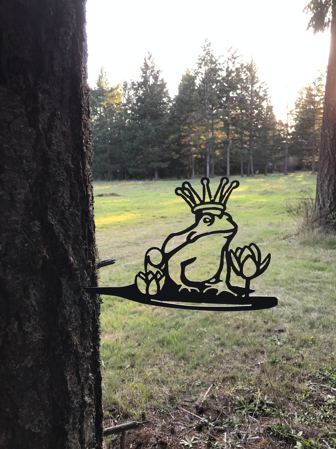 Metal Frog / Garden Stake / Tree Stake / Garden Art / Backyard Decor - Etsy