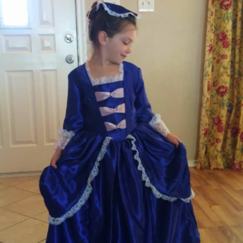 Colonial Girls - Etsy