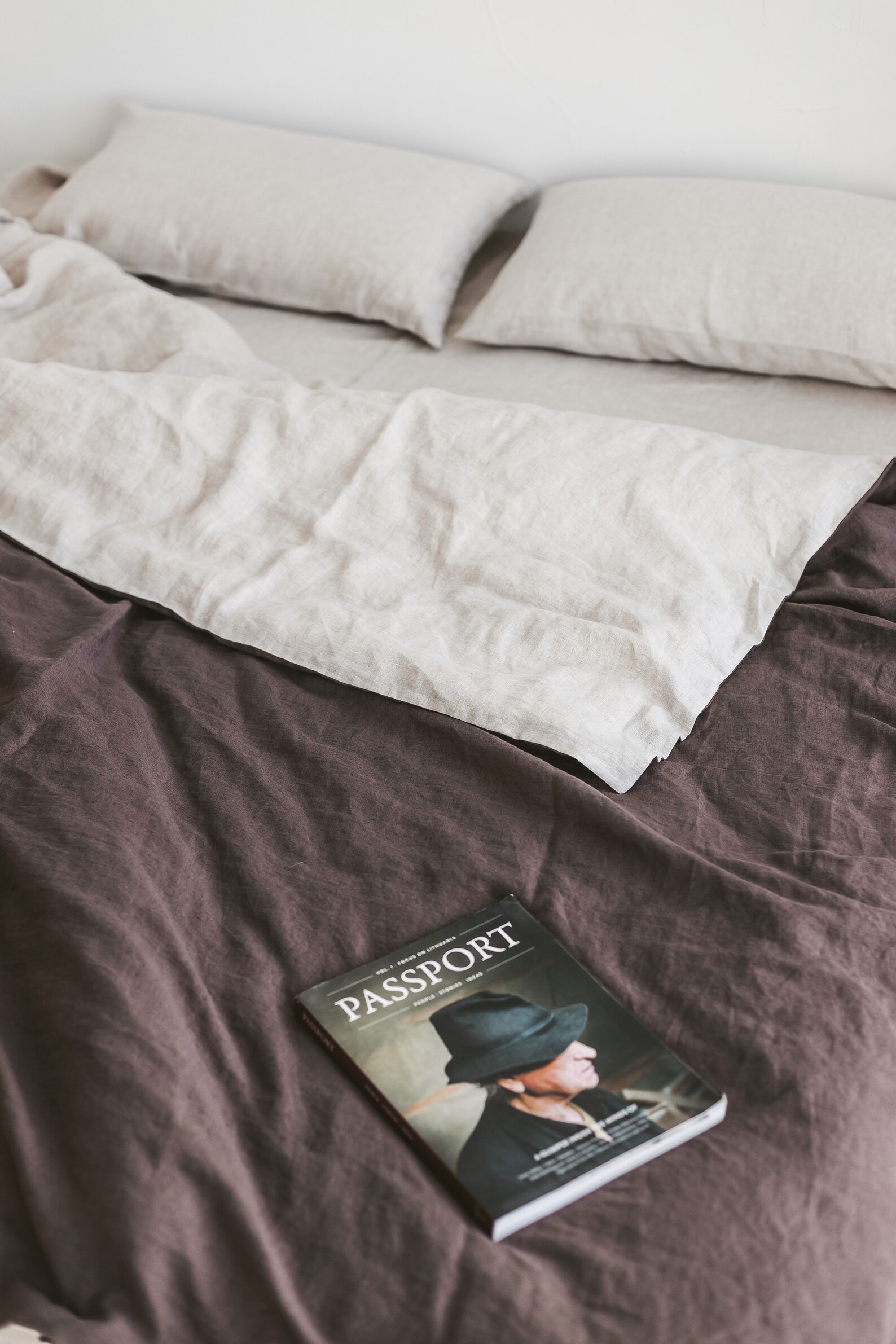 Two Sided Linen Duvet Cover and Pillowcases, Customized Linen Bedding ...