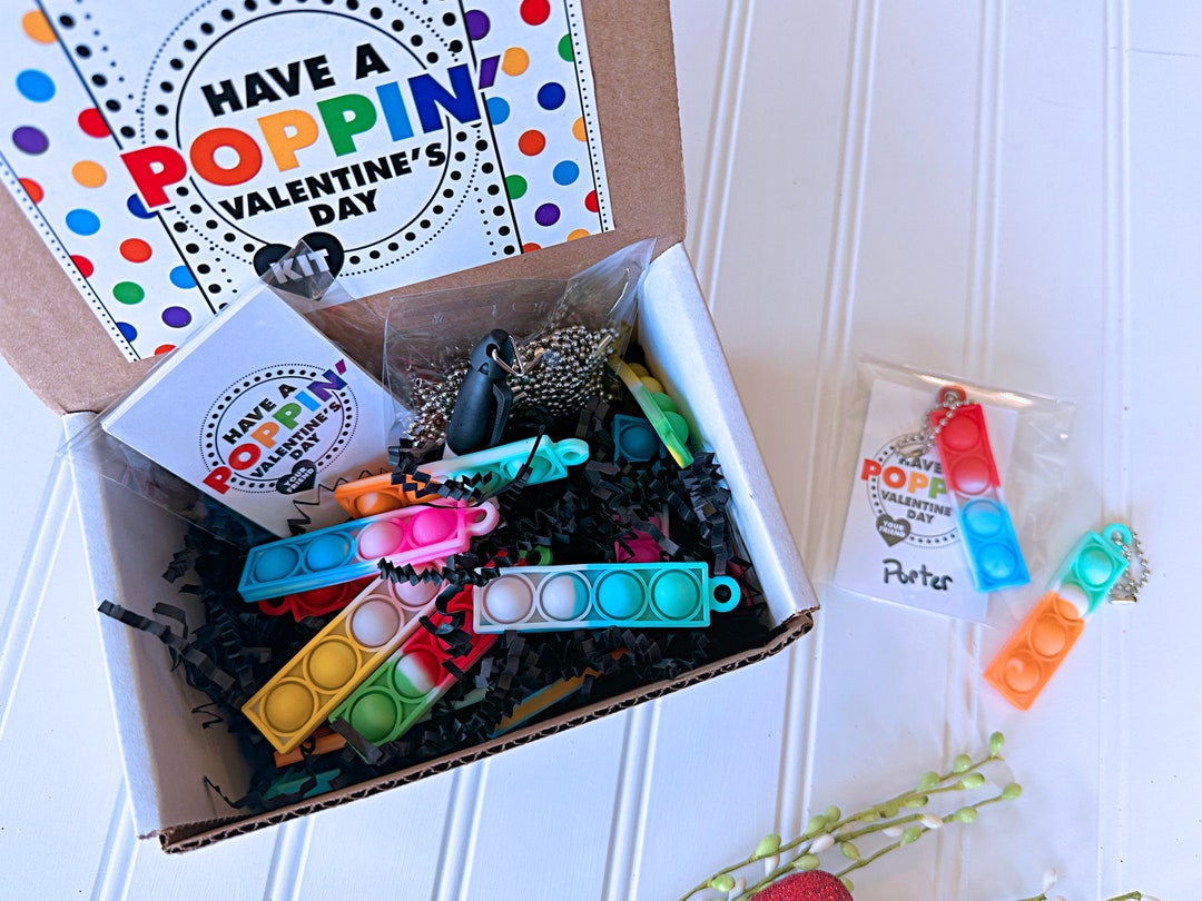 POPPIN' Keychain Classroom Valentine Kit - Etsy
