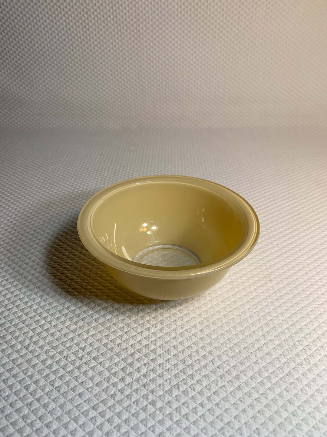 PYREX 7" Bowl in Tan With Clear. Pyrex Corning Made in USA. - Etsy