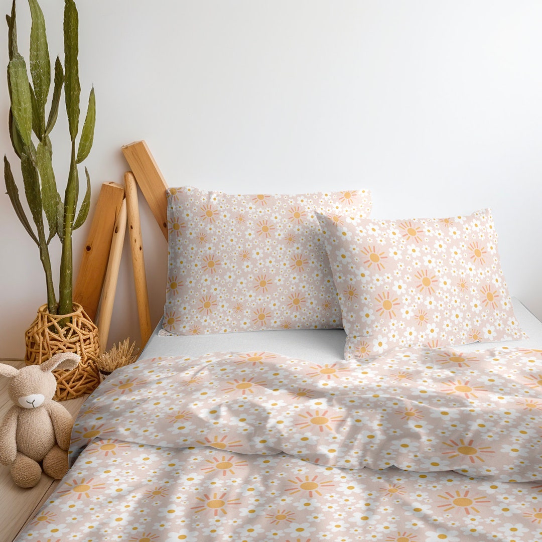 Sun and Daisy Bedding, Pretty Floral Bedding, Children's Room Decor ...