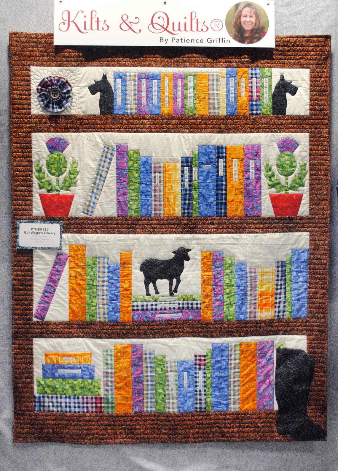 Gandiegow Library Quilt-printed Pattern featured in the Kilts | Etsy